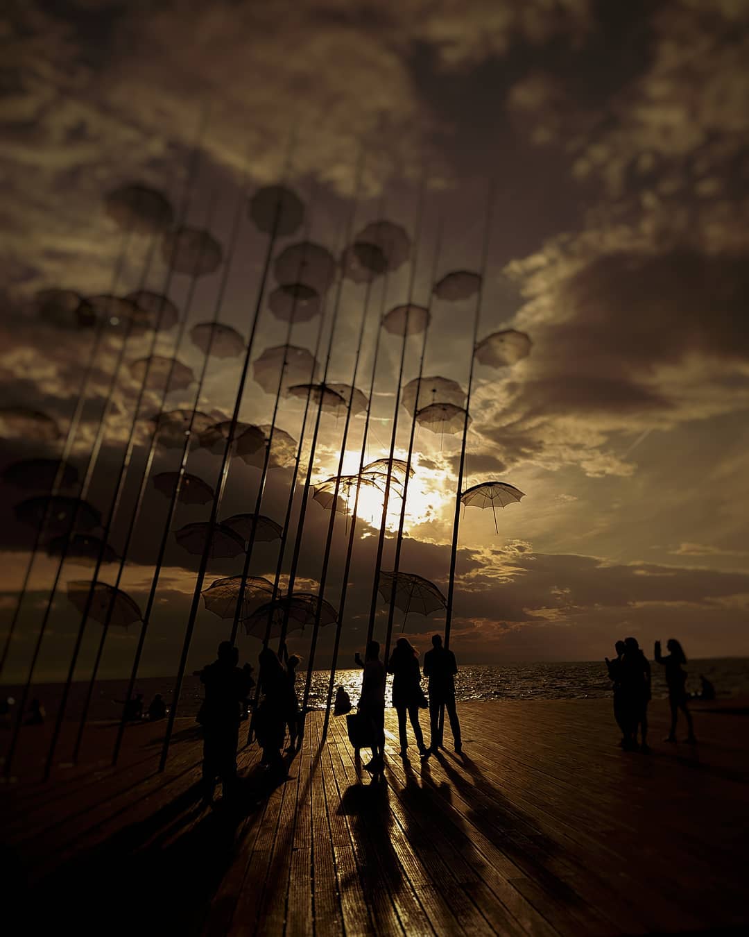 Chris Gakis – Fashion & Beauty Photographer