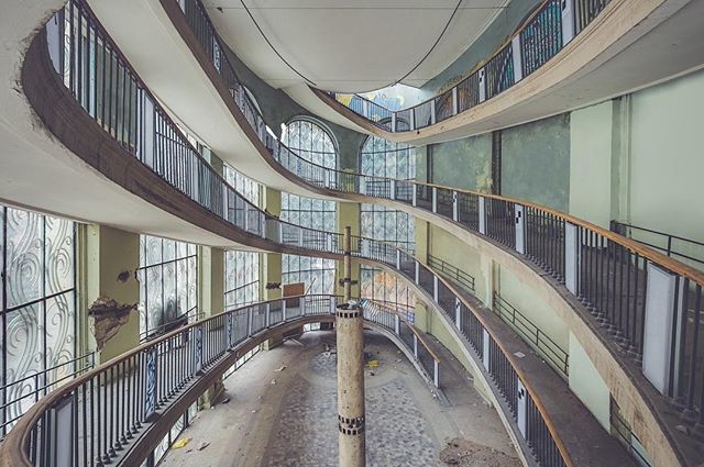 Jef Peeters – Architecture & Interior Photographer