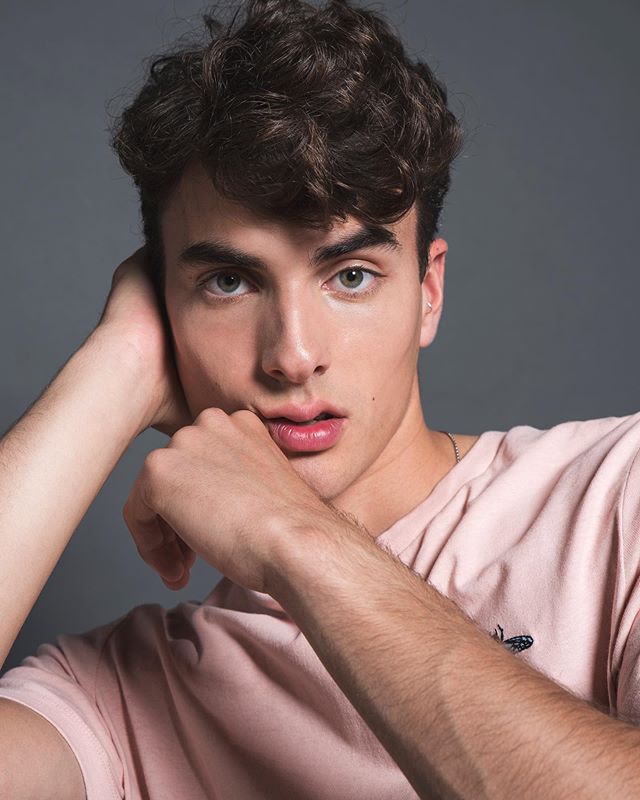 Edwin Cano – Fashion & Beauty Photographer